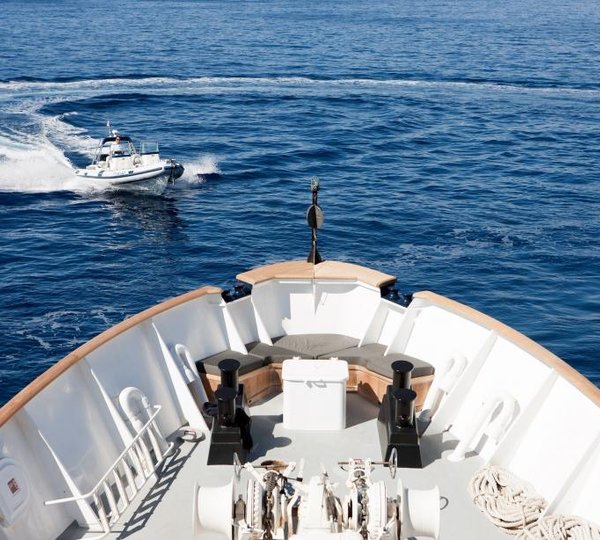 ICE LADY Yacht Charter Details, Helsingfors | CHARTERWORLD Luxury ...